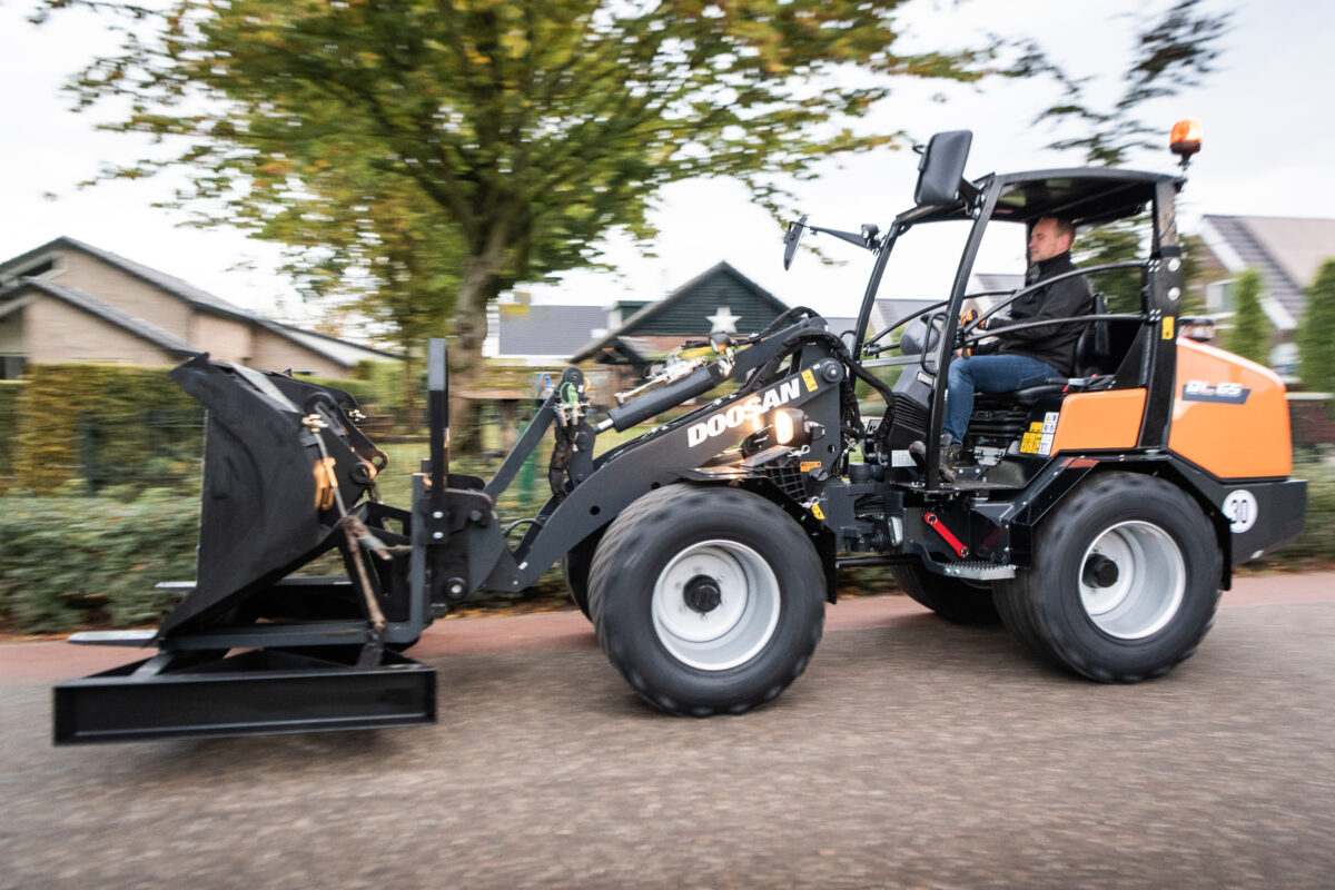 Develon DL65 - Snippe Erica